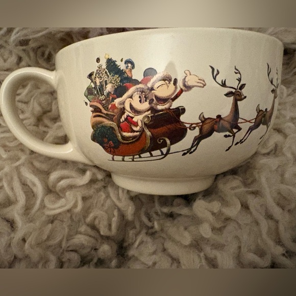 Disney | Dining | Disneys Mickey And Minnie Mouse Soup Cup | Poshmark